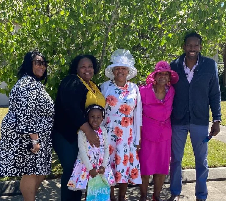 Andre Dickens Age, Wiki, Biography, Family, Net worth, Wife, Children ...