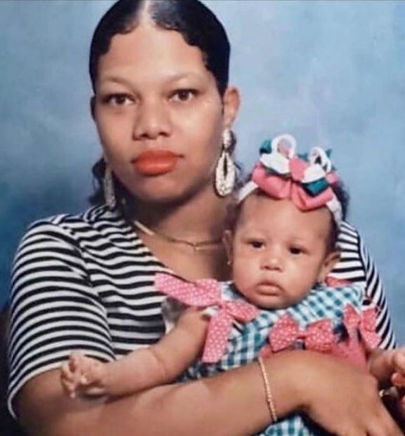 Holly Thomas Biography, Wiki, Age & Facts About Megan Thee Stallion's ...