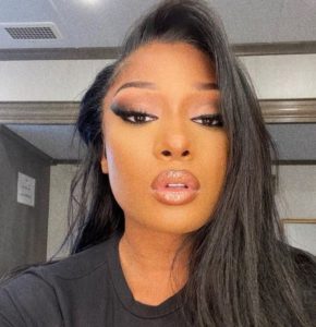Holly Thomas Biography, Wiki, Age & Facts About Megan Thee Stallion's ...