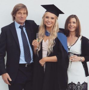 Who is Sophie Lloyd? Age, Wiki, Biography, Husband, Height, Family, Net ...