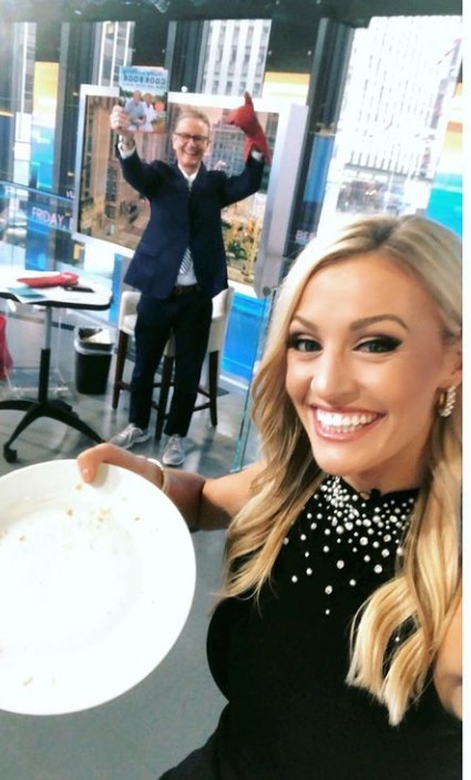 Carley Shimkus [Journalist] Wiki, Biography, Net worth, Height, Age ...