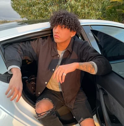 Anthony Vargas Age, Sister, Girlfriend, Wiki, Biography, Height ...