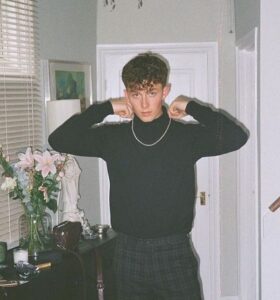 Harry Kirton Wiki, Age, Biography, Height, Net worth, Wife, Family ...