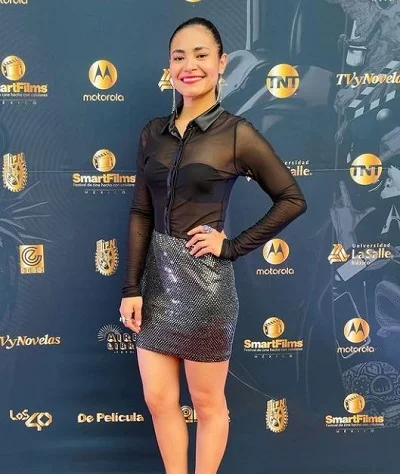 Who is Mabel Cadena? Wiki: Biography, Parents, Age, Height, Boyfriend ...