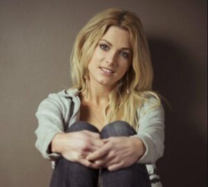 Laura Surrich Age, Height, Net Worth, Movie, TV Series, Husband ...