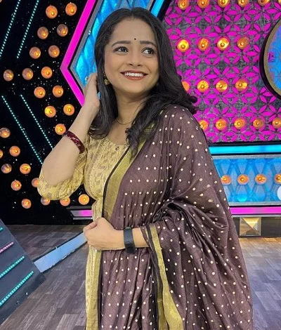 Shivali Parab Age, Wiki, Biography, Husband, Parents, Height, Net Worth ...