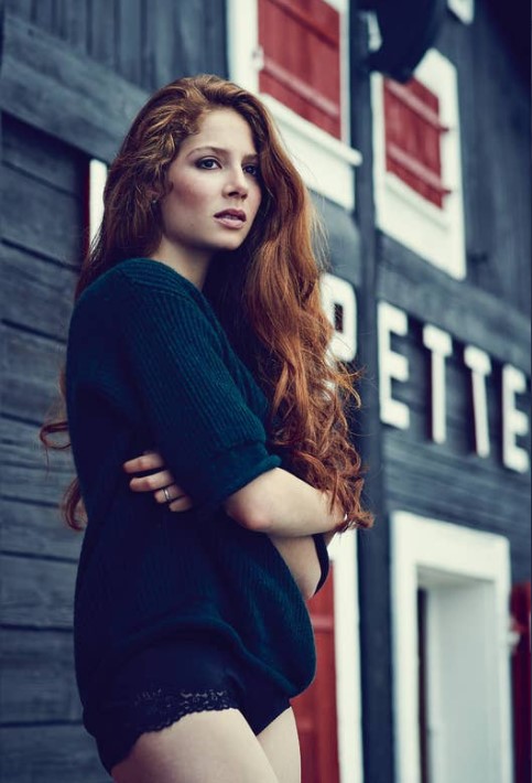 Jenna Thiam Biography, Age, Husband, Parents, Ethnicity, Career, Wiki ...