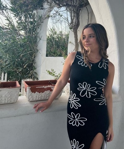 Who is Chloe Schnapp? Wiki, Age, Height, Biodata, Parents, Boyfriend ...