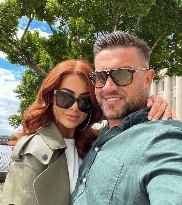 Jessica Hayes (Love Island) Biography, Age, Husband, Wiki, Family ...