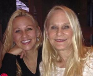 Who is Jessica Lockhart? Wiki, Net Worth, Age & Facts About Chris ...