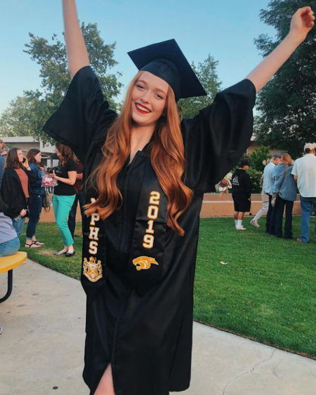 Larsen Thompson Wiki, Age, Height, Net worth, Boyfriend, Parents ...