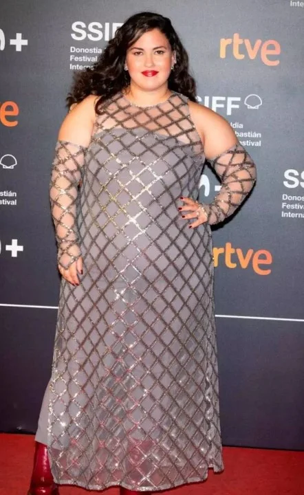 Who is Laura Galán? Wiki, Age, Height, Husband, Family, Net worth ...