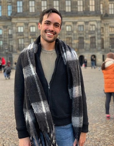 Who is Zachary Riley? Wiki, Age, Husband, Net worth, Family, Biography ...
