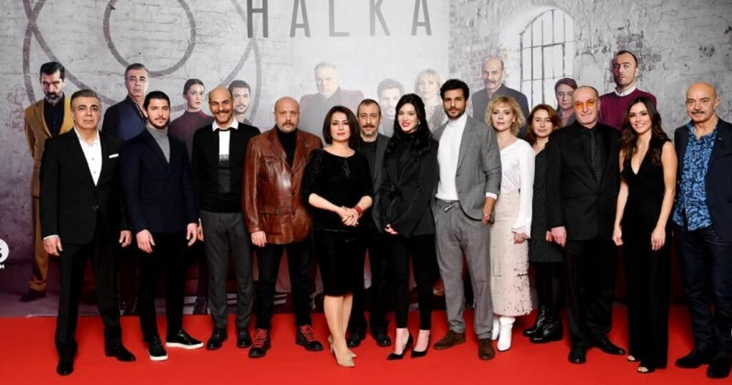 Hazal Subasi Biography: Wiki, Height, Net Worth, Nationality, Boyfriend ...
