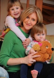 Amelia Reynolds: Age, Wiki, Family, Education, Husband, Biography, Net ...