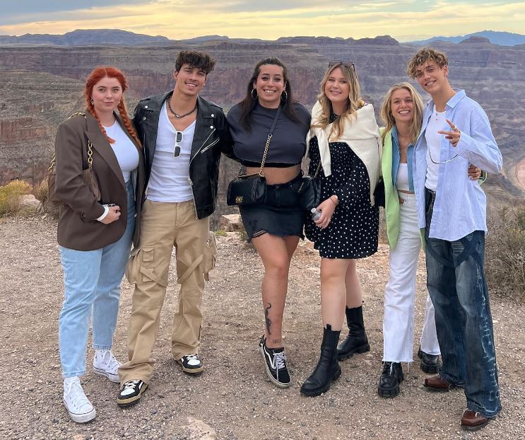 Jolina Mennen Wiki: Partner, Net Worth, Age, Family, Education, Career ...