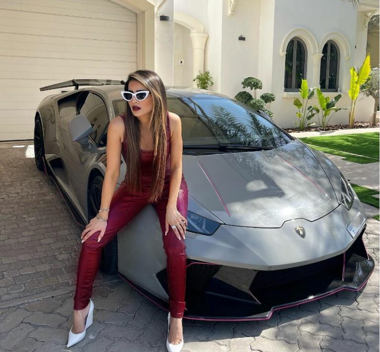 Safa Siddiqui (Dubai Bling) Age, Wiki, Husband, Boyfriend, Height ...