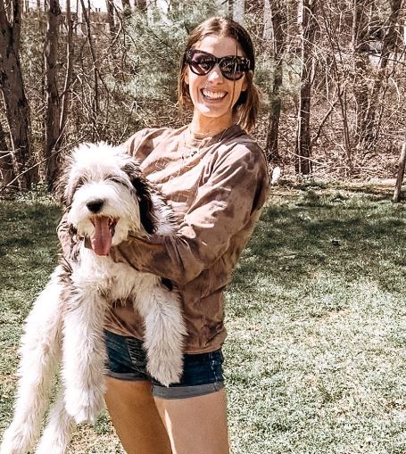 Janelle McAloon - Biography, Net Worth, Age, Husband, Kids, Parents ...