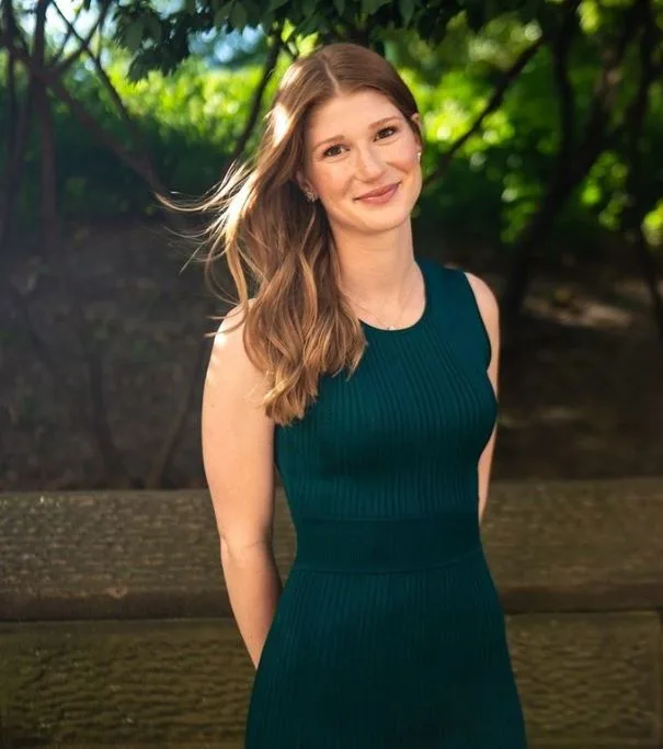 Jennifer Gates Wiki, Education, Height, Boyfriend, Parents, Kids, Age ...