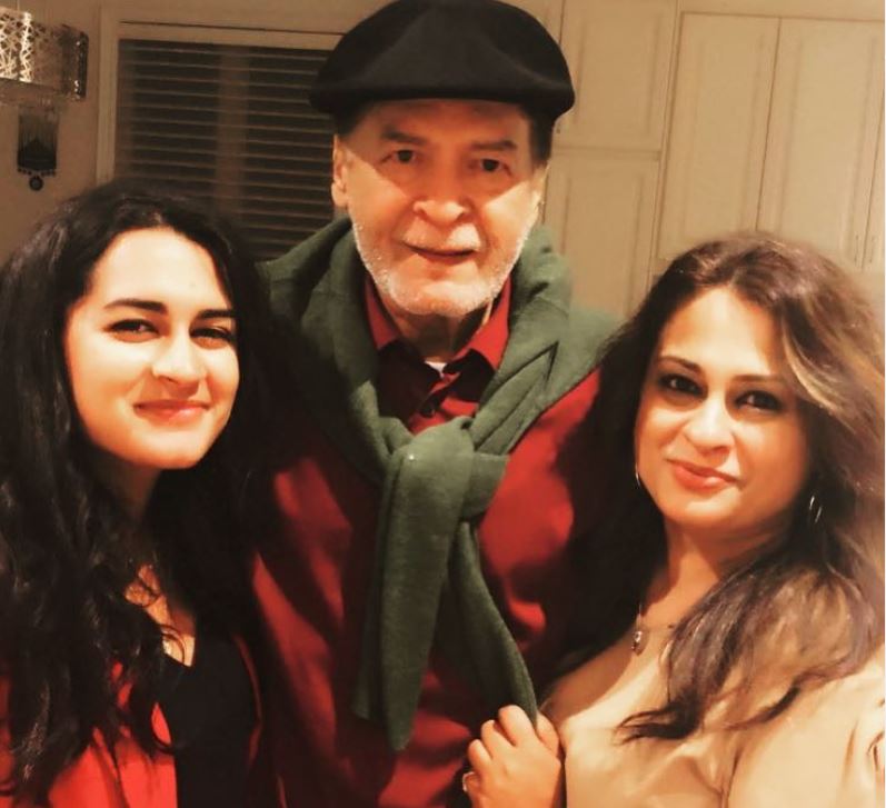 Who is Naheed Qavi? Wiki, Age, Net Worth, Kids, Parents, Career, Height ...