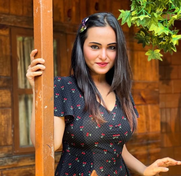 Aliya Naaz Height, Age, Caste, Husband, Family, Biography