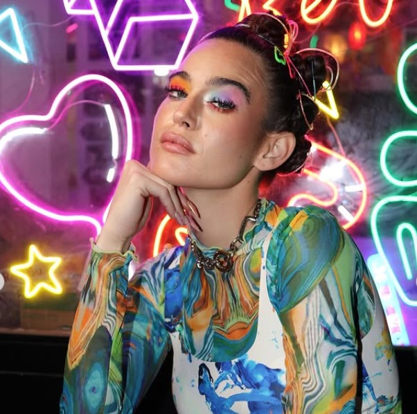 Lola Moran Height, Age, Ethnicity, Husband, Family, Biography