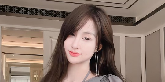 Zel Rosilio Age, Height, Boyfriend, Family, Biography, Ethnicity