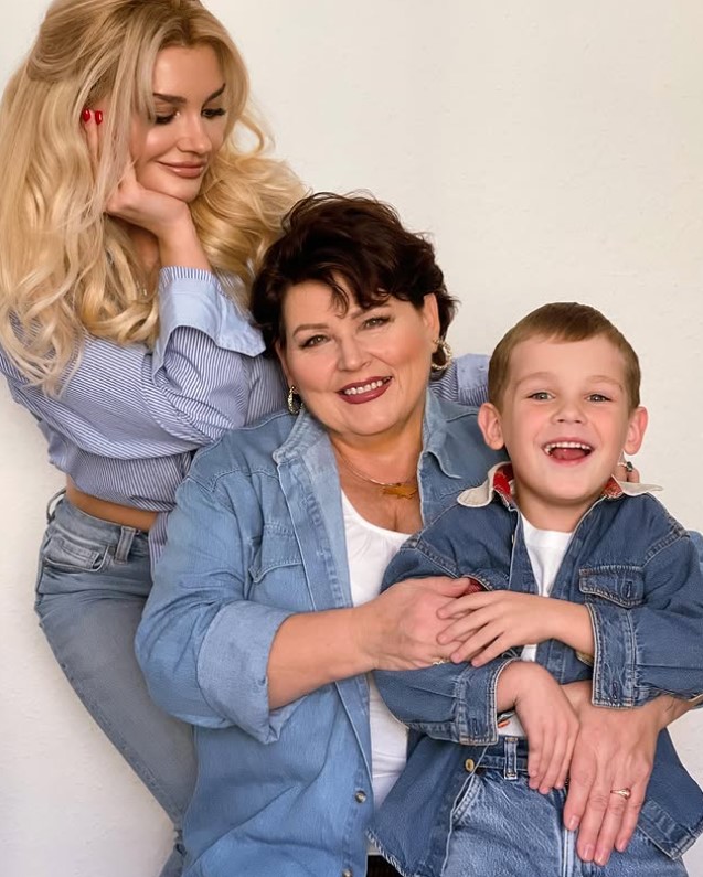 Misha Romanova Height, Age, Ethnicity, Husband, Family, Biography