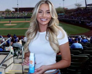Chelsea Goff (Freddie Freeman's wife) Age, Biography, Net Worth, Son ...